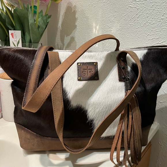 STS Ranchwear | Bags | Sts Ranchwear Women Classic Cowhide Tote | Poshmark